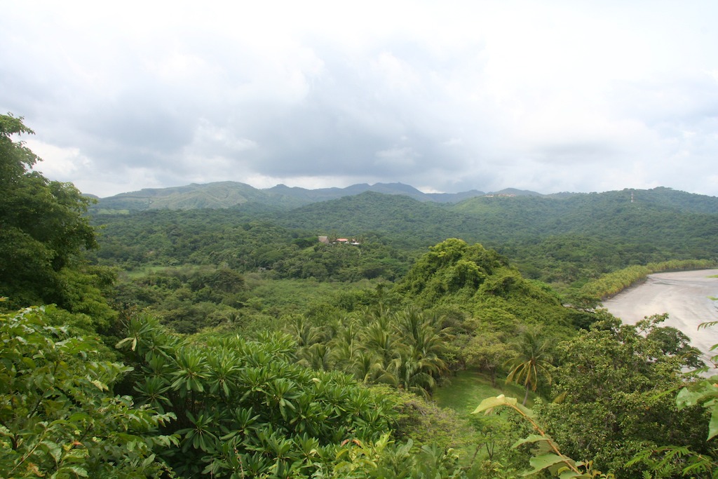 Playa Garza and Mountain Views near Nosara