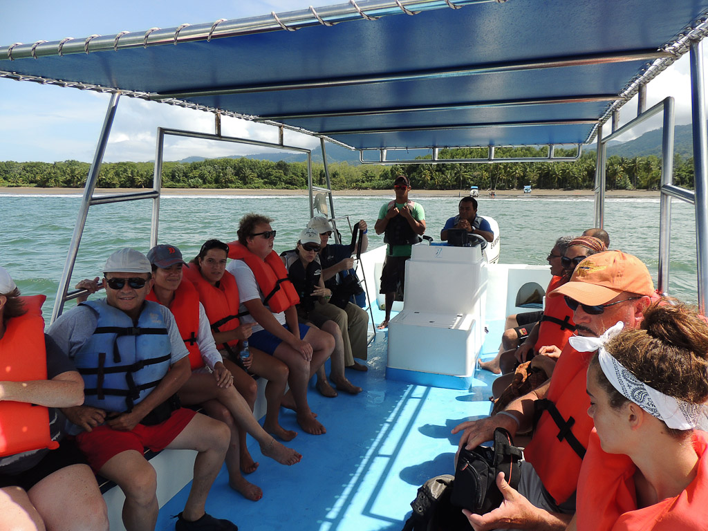 ballena-aventura-tour-boat-5.jpg