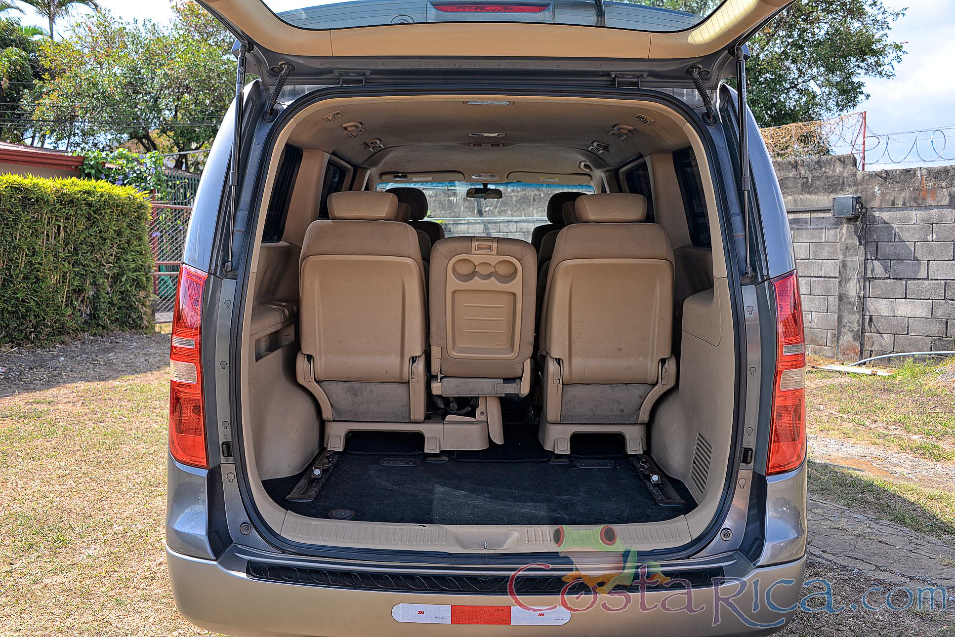 Hyundai H1 Van 9 Seats