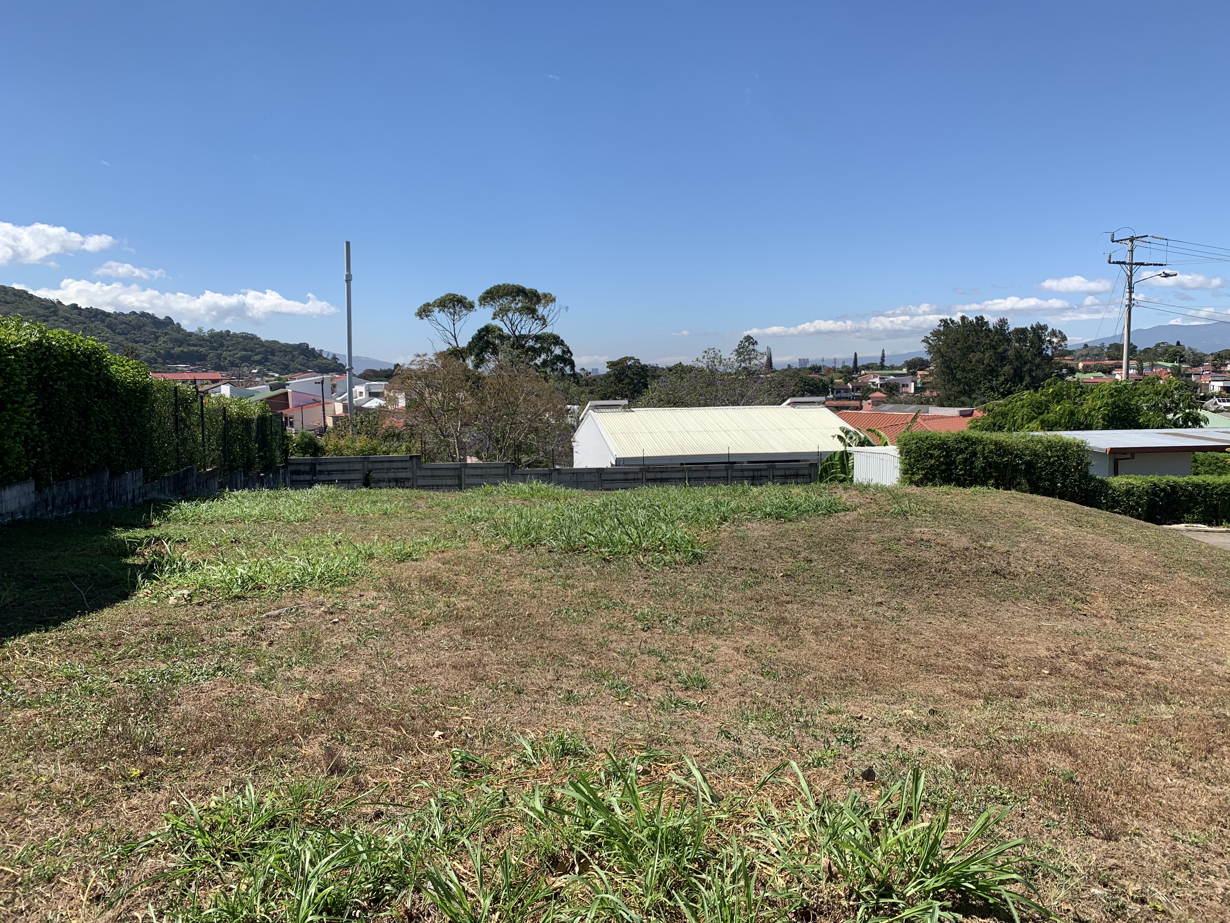Residential Lot inside a Gated Community in Curridabat
