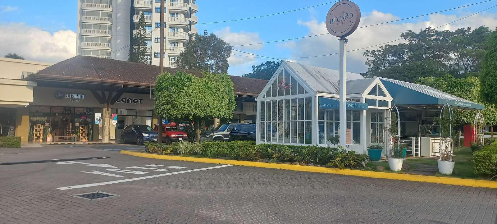 Retail Space in Escazu Mall
