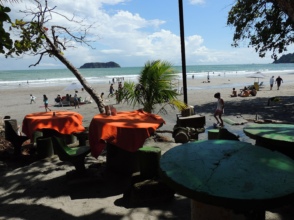 Balu's Beach Bar and Restaurant