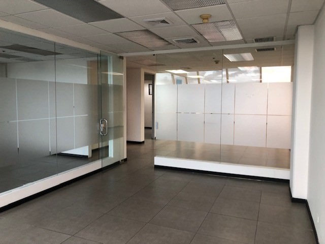 Office Space in Business Center - Paseo Colon